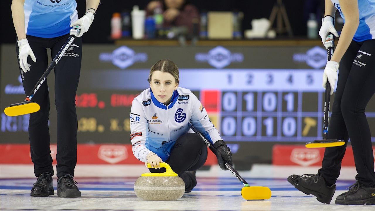 CurlingZone: Schwaller tops Tirinzoni in all-Swiss battle