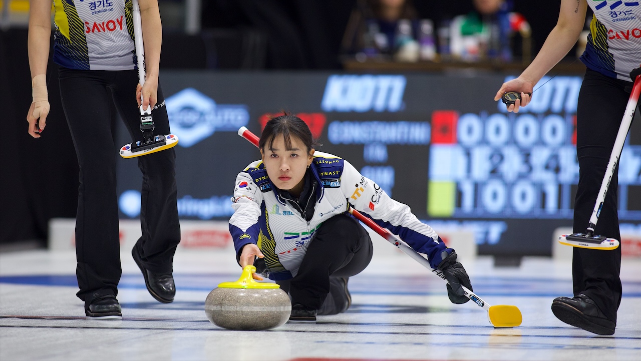 CurlingZone: Gim headlines field at Curling1spoon Elite 8
